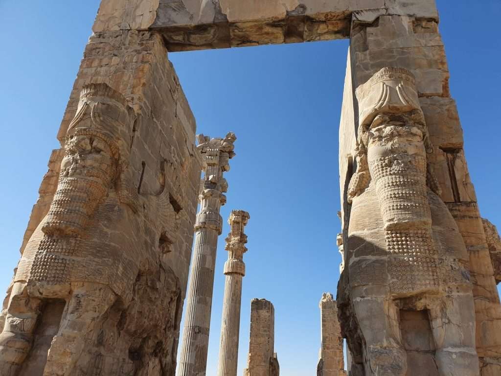 Takht-e Jamshīd | Persepolis – In Lovely Blue